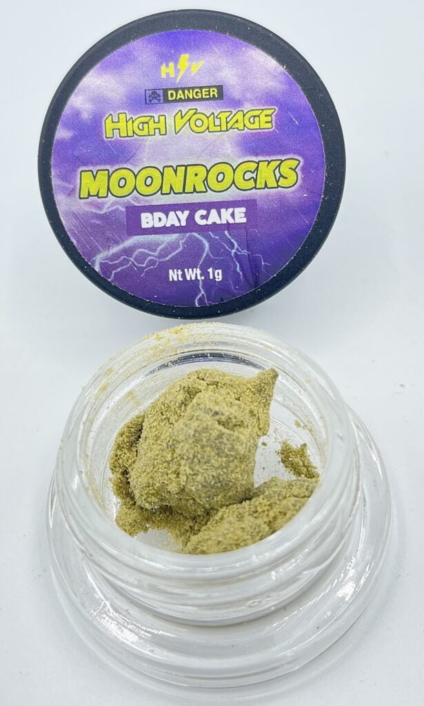 Kaufen Sie Bday Cake High Voltage MoonRocks. - Kaws Rocks